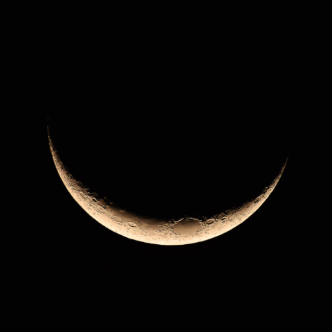 New Moon in Capricorn Ritual for Career, Goals & Discipline